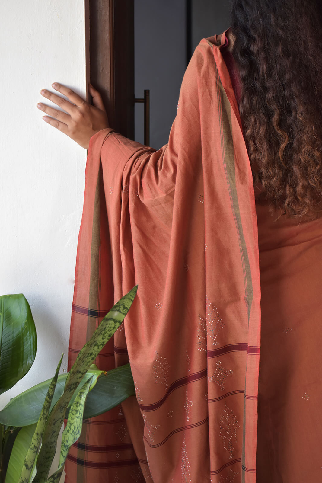 Niram Neela | Handwoven and handcrafted sarees
